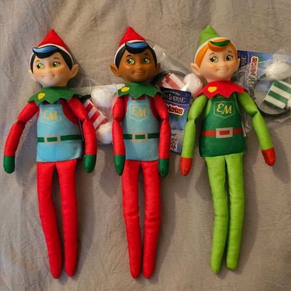 Holiday | 3 The Elf On The Shelf Santaverse Elf Mates Chef Cobbler ...